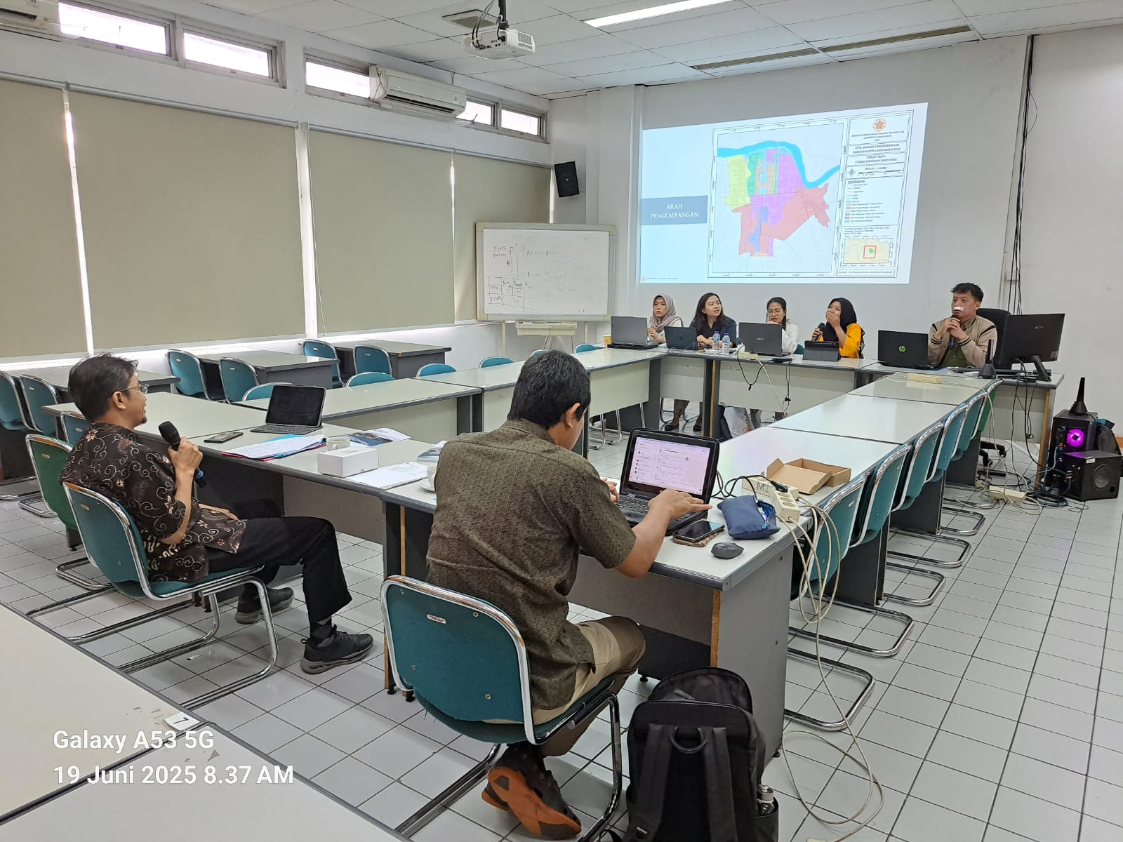 Final Studio Examination of MURP UGM Students Highlights Planning ...